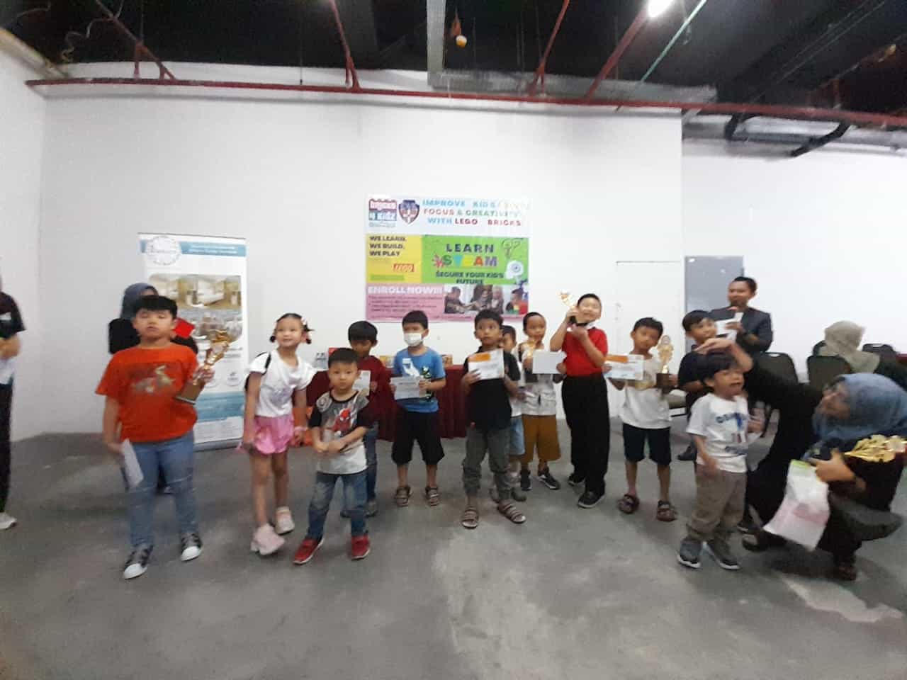 Brick for Kidz Event - iDekore