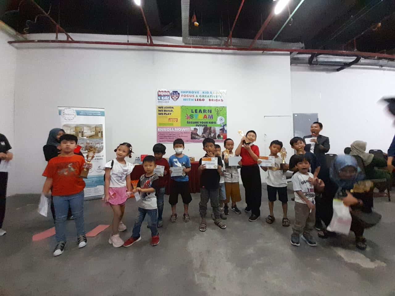 Brick for Kidz Event - iDekore